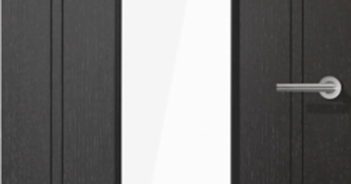 Shawfield Timber | Black Laminate Monaco Glazed